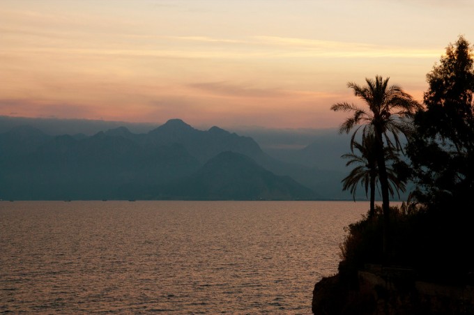 Mount Taurus at the Antalya Bay, Turkey photo on Sunsurfer